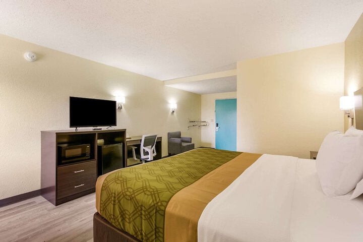 Inn at York on 222 Arsenal Road in York PA