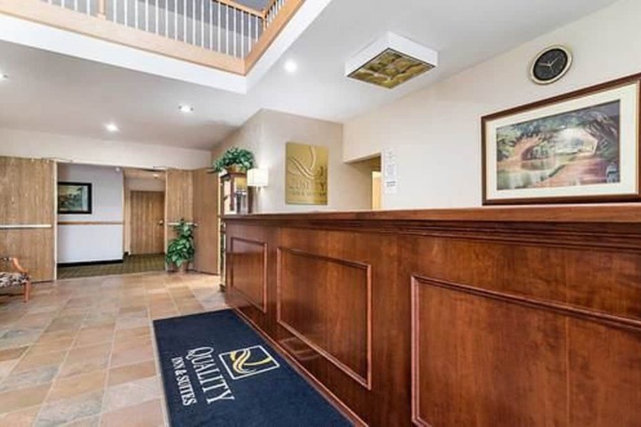 Quality Inn & Suites Schoharie near Howe Caverns on 160 Holiday Way in ...